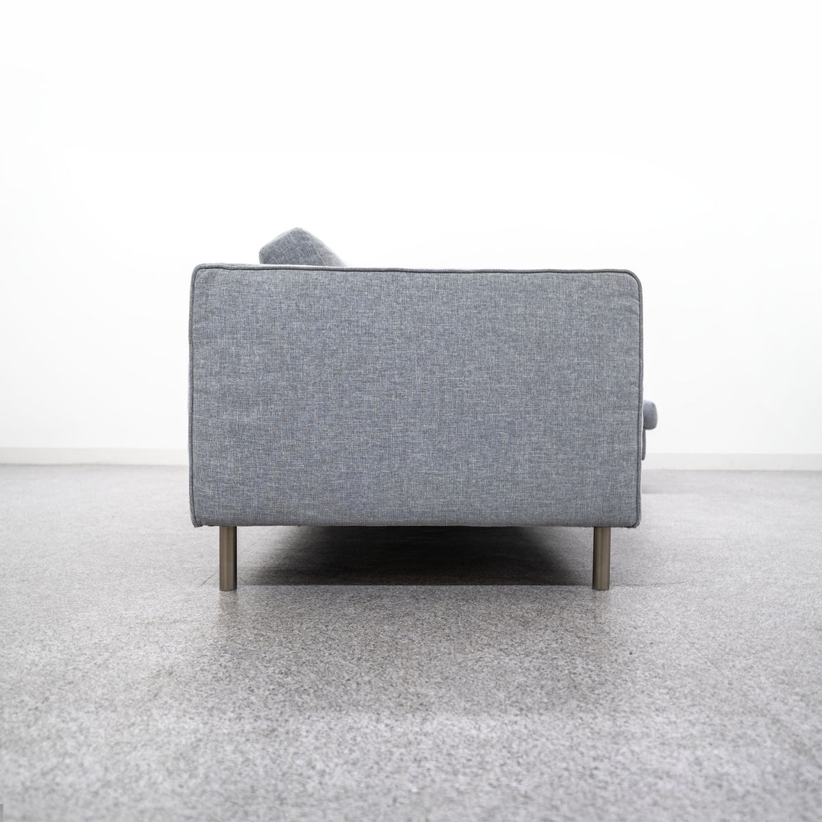 BoConcept / I.D.V – Back to the Furniture