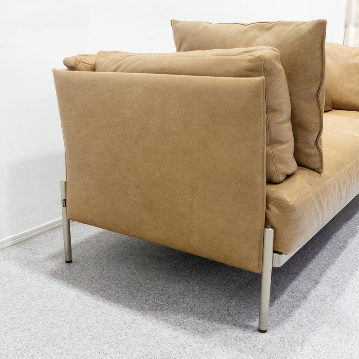 arflex / BOURG – Back to the Furniture