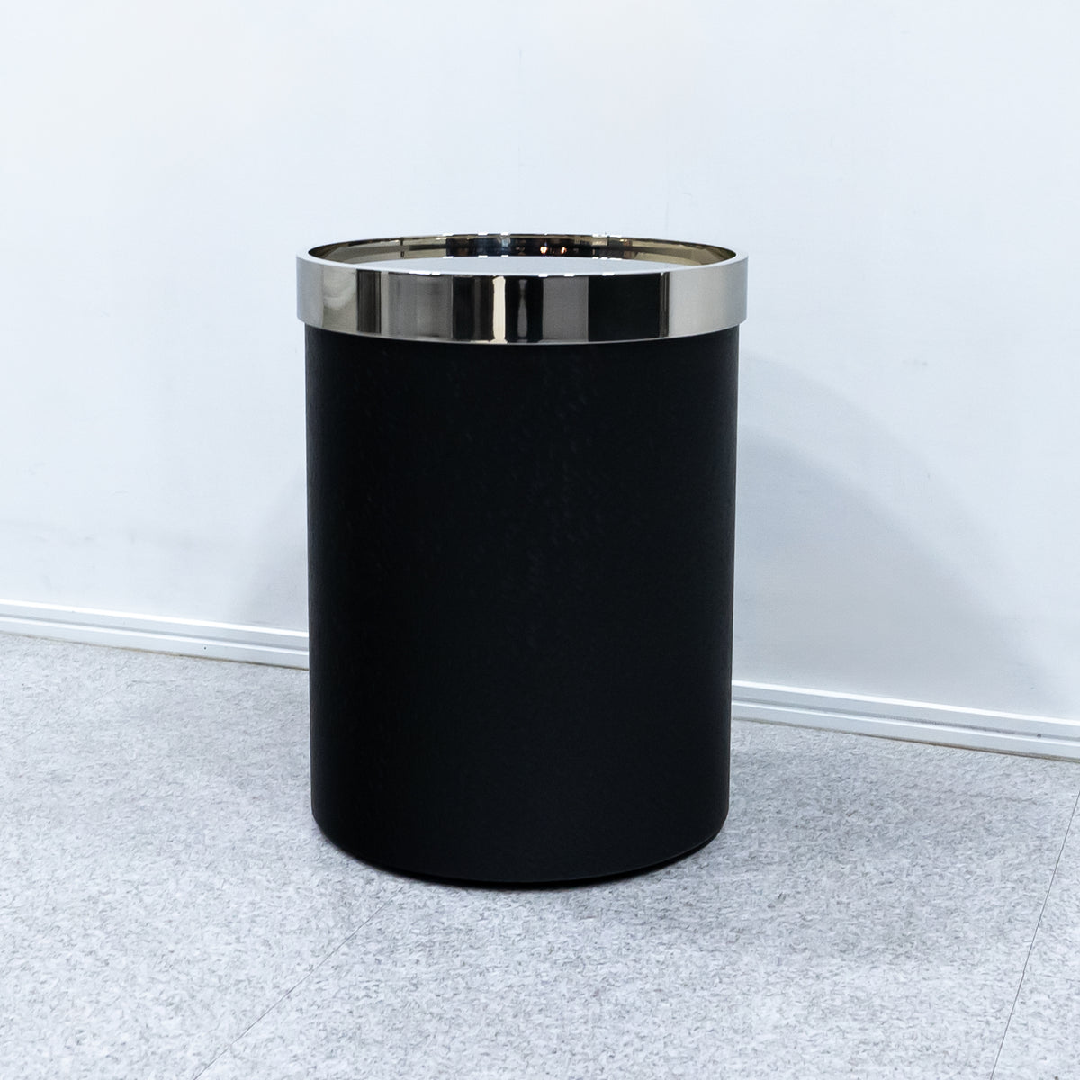 Minotti / BAILLY – Back to the Furniture