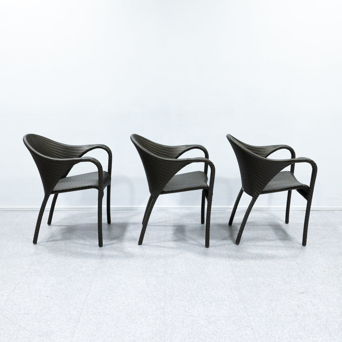 DEDON / Tango – Back to the Furniture