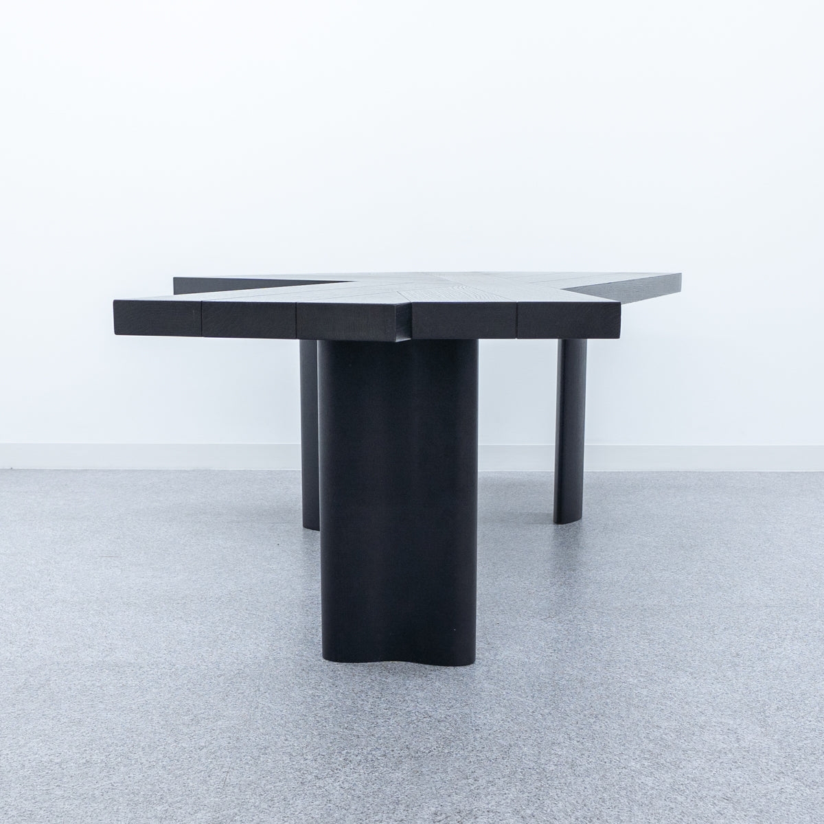 Cassina / 511 VENTAGLIO – Back to the Furniture